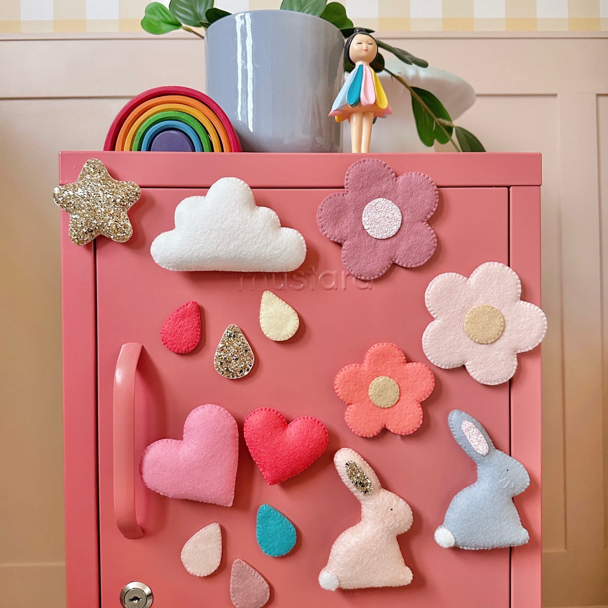 Magnetic Decorations #2 in your choice of colours – Velveteen Babies